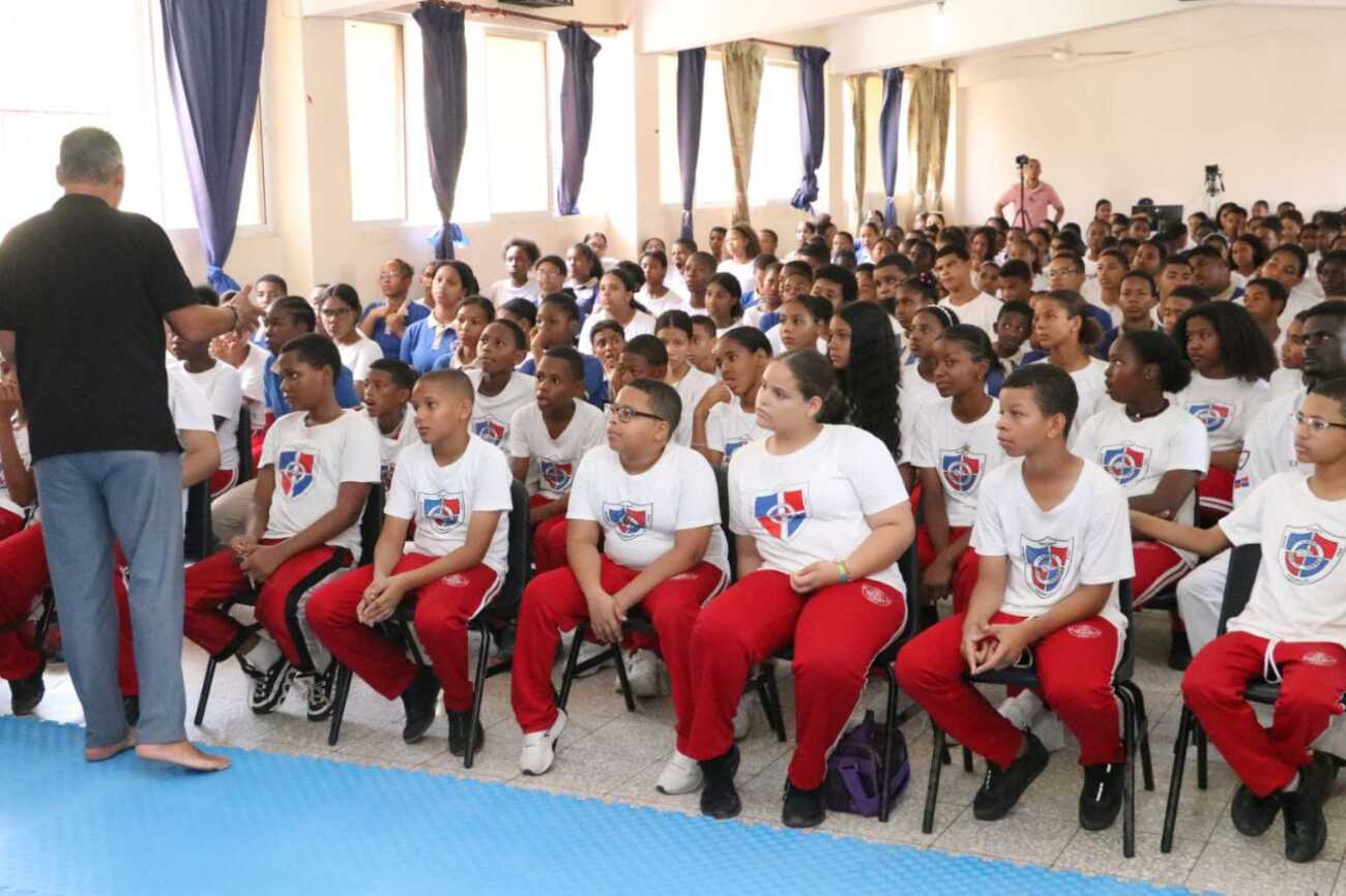 Instituto Nacional de Educación Física lleva a Cristo Rey programa ...
