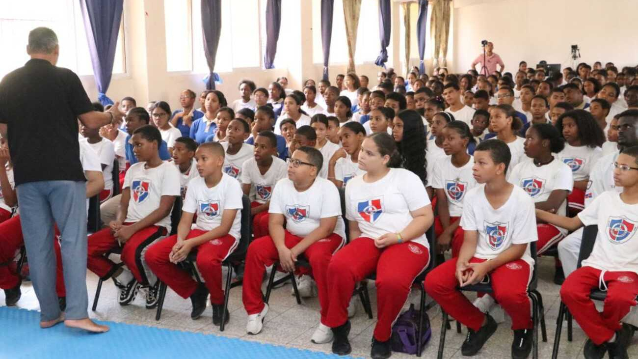 Instituto Nacional de Educación Física lleva a Cristo Rey programa ...